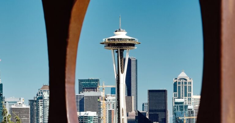 Space Needle History and Facts - Space Needle Tickets